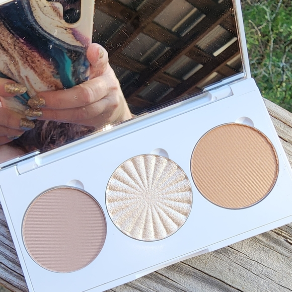 OFRA | Makeup | Ofra Face It Midi Palette Light Contour Bronzer ...